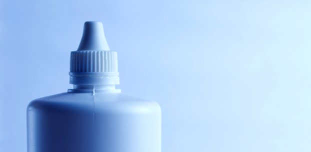 Associations between solution induced corneal staining, corneal ...